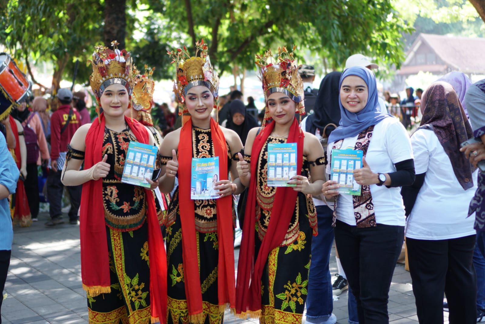 Kenalkan PLN Mobile dalam Event Budaya, PLN Meriahkan Festival ...