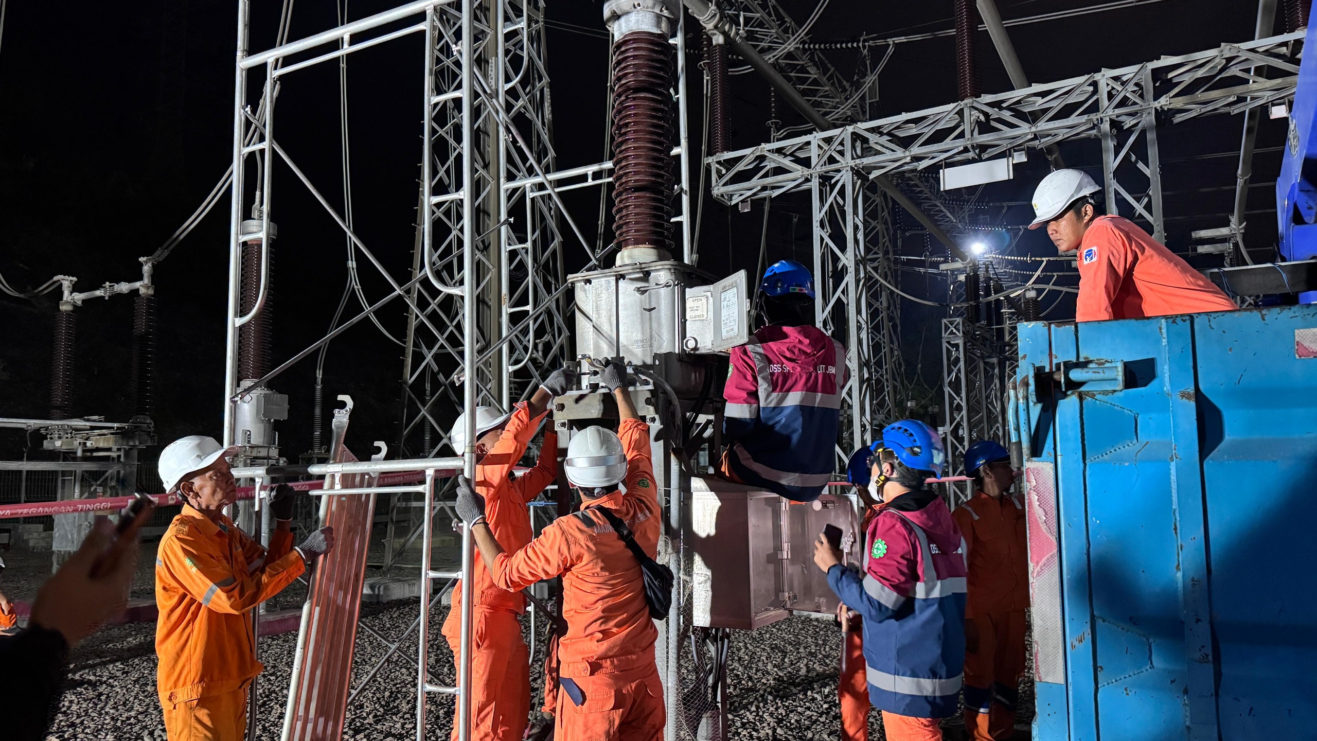 Selesaikan Pekerjaan Pemeliharaan Rutin Di Paiton, PLN Tingkatkan ...